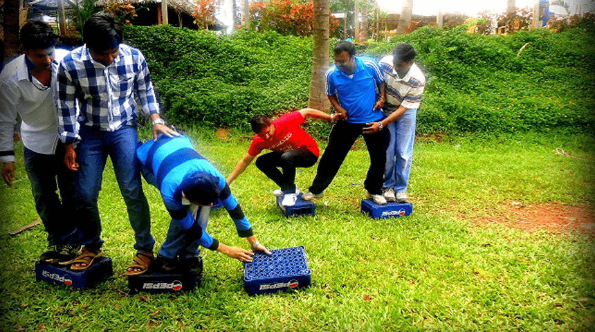 Acid Bridge Experiential Learning - Clusterout